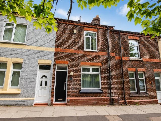 Room at Cross Street, Widnes