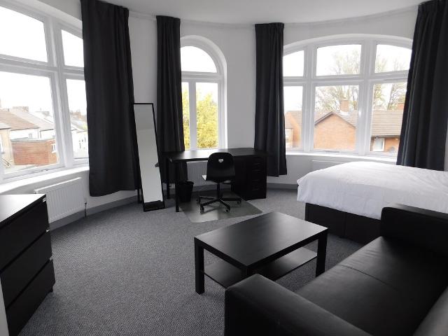 Room at Cross Street, Gateshead