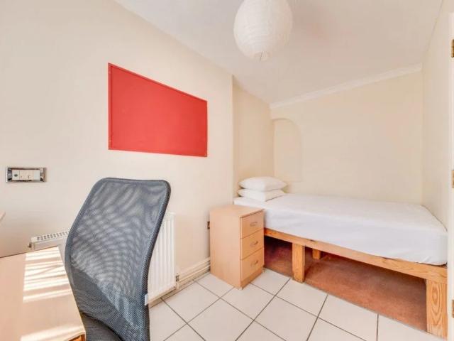 Apartment at Crossways, Canterbury