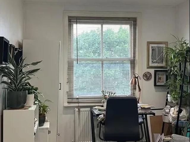 Room at Crouch Hill, Greater London