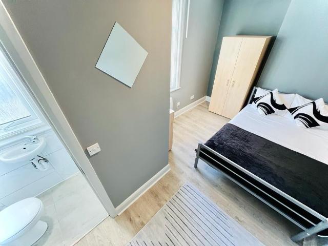 Room at Crouch Road, Greater London
