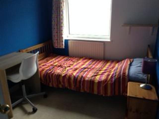 Room at Crowther Park, Bristol