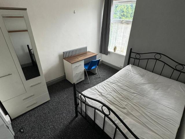 Room at Crowther Street, Stoke on Trent