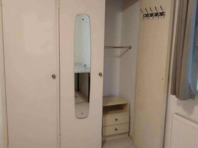 Room at Crowden Way, Greater London