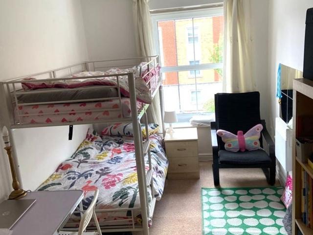 Room at Crowder Close, Greater London