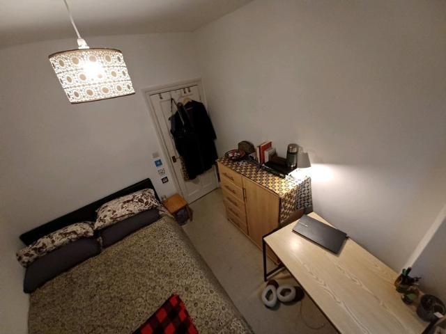 Room at Croxted Road, Greater London