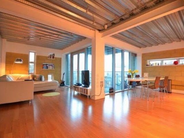 Room at Crwys Place, Cardiff