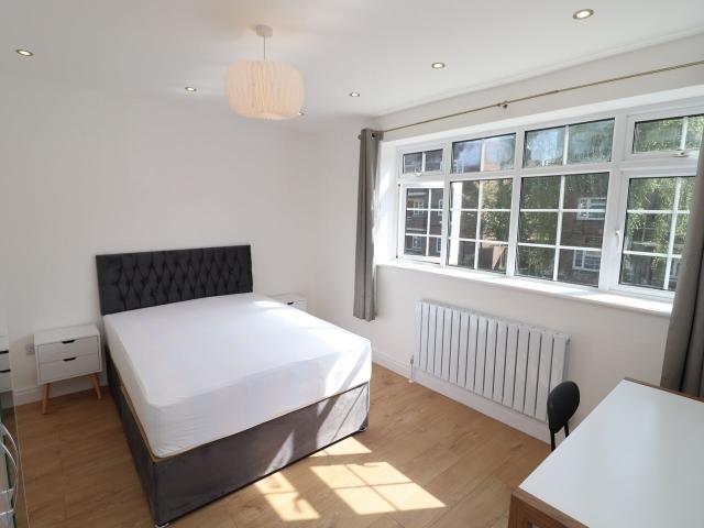 Room at Duckett Street, Greater London