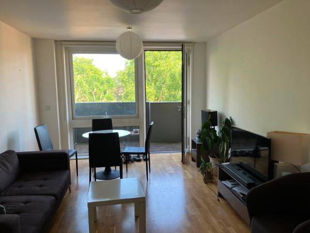 Room at Duckett Street, Greater London