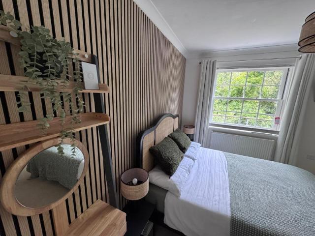 Room at Ducking Stool Walk, Christchurch
