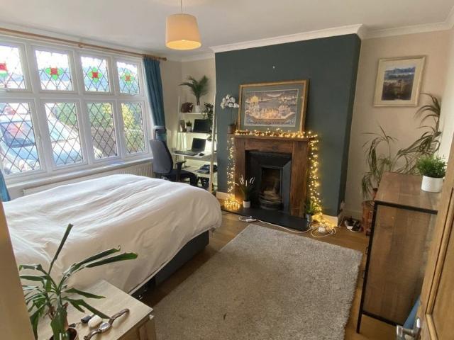 Room at Duckmoor Road, Bristol