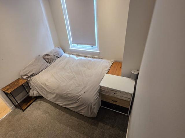 Room at Duke Street, City of Edinburgh