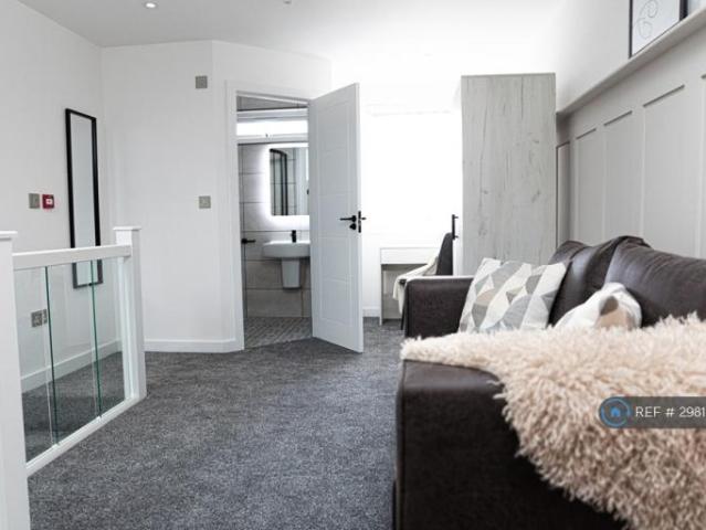 Room at Dukinfield Road, Tameside