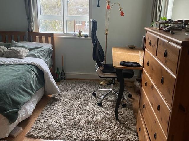 Room at Dulwich Common, Greater London