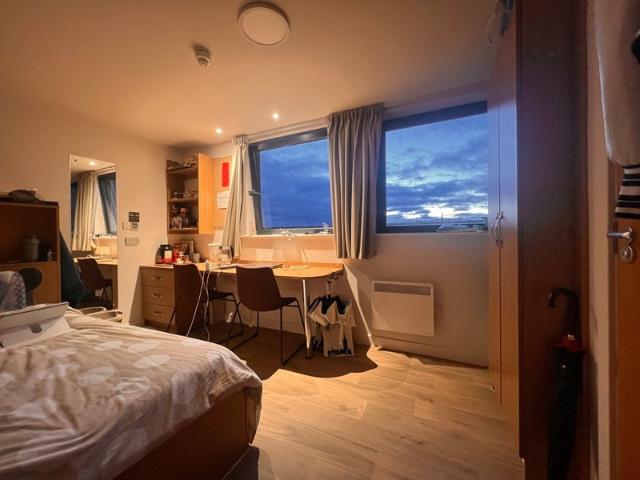 Room at Dumbarton Road, Glasgow