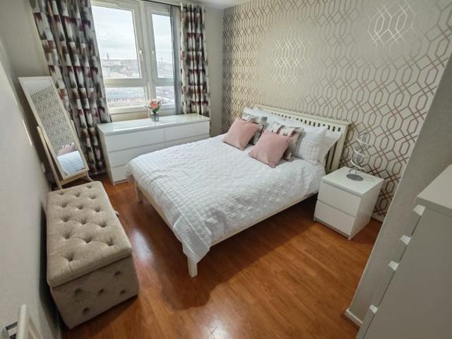 Room at Dundasvale Court, Glasgow