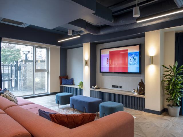 Room at Dundee Street, City of Edinburgh