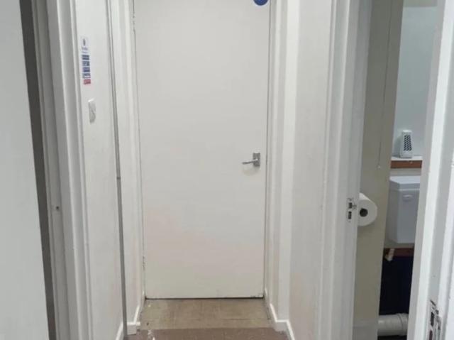 Room at Dunelm Grove, Greater London