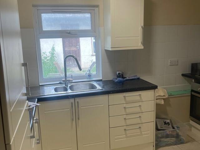Room at Dunton Road, Greater London