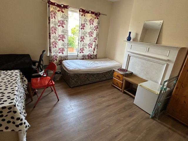 Room at Durnsford Road, Greater London