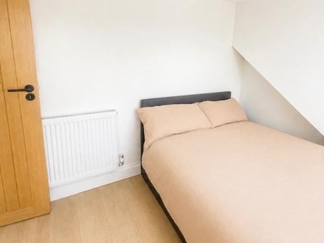 Room at Durham Road, Greater London
