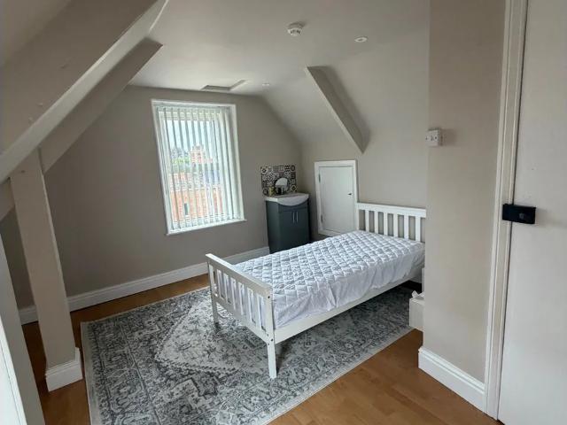Room at Durleigh Road, Bridgwater