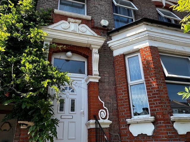 Room at Durley Road, Greater London