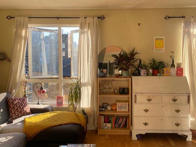 Room at Durward Street, Greater London