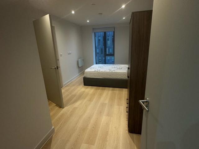Room at Dutton Street, Manchester