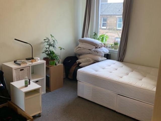 Room at Dalmeny Street, City of Edinburgh