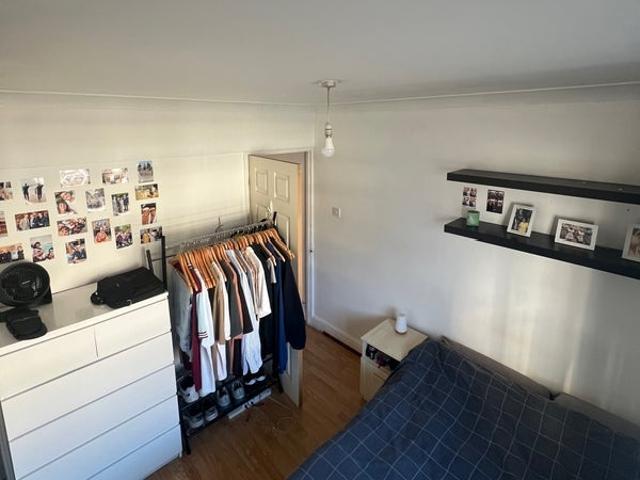 Room at Daley Street, Greater London