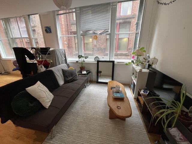 Room at Dale Street, Manchester