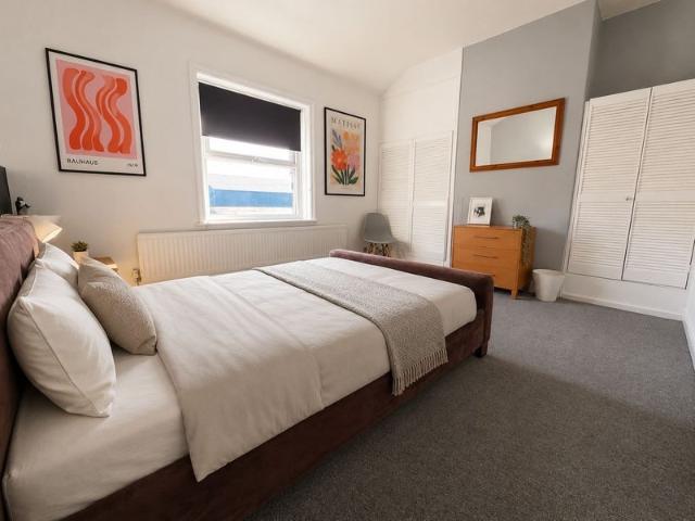 Room at Dale Street, Milnrow
