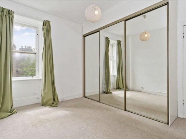 Room at Dalkeith Road, City of Edinburgh