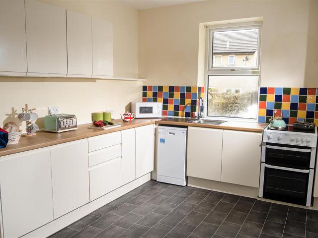 Room at Dallas Road, Lancaster