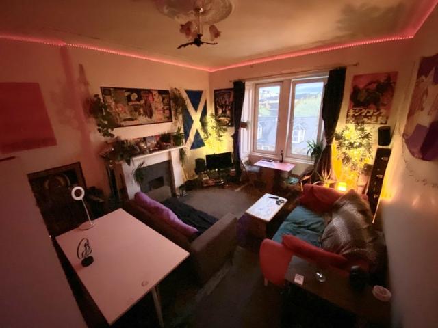 Room at Dalry Road, City of Edinburgh