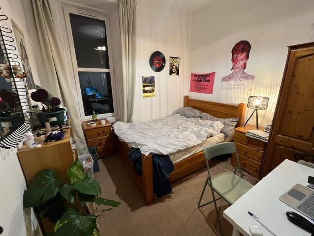 Room at Dalry Road, City of Edinburgh