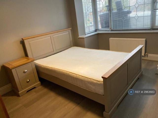 Room at Danebury Road, Basingstoke and Deane