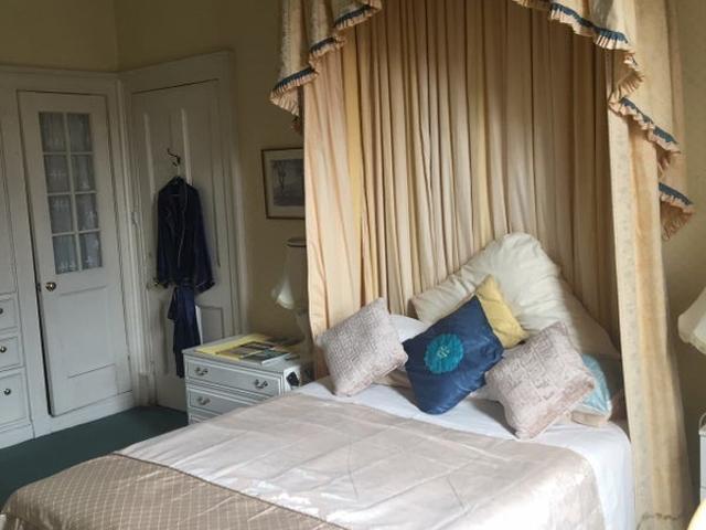 Room at Danube Street, City of Edinburgh