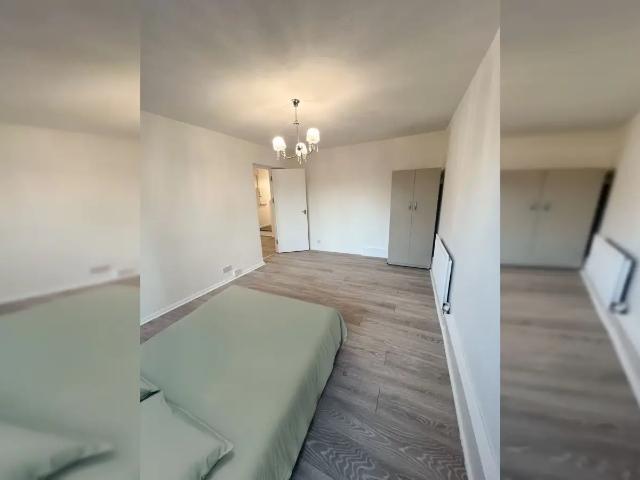 Room at Darfield Way, Greater London