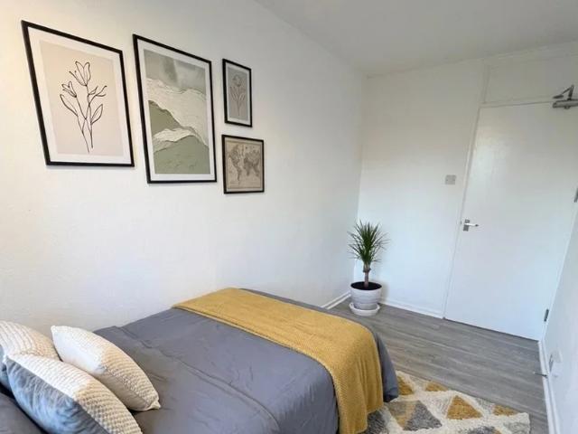 Room at Darfield Way, Greater London