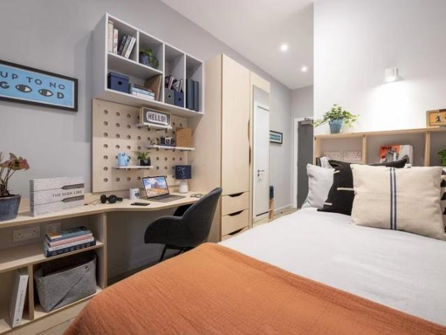 Room at Dart Square, Sheffield