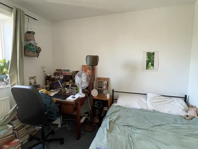 Room at Dartmouth Grove, Greater London