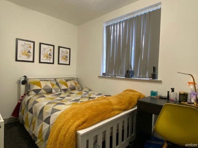 Room at Dartmouth Road, Birmingham