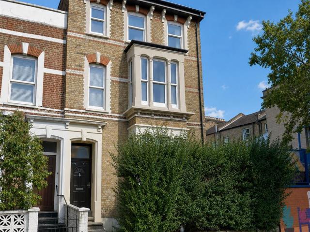 Room at Darville Road, Greater London