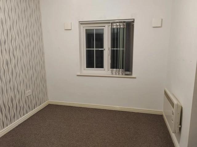 Room at Darwin Drive, Stoke on Trent