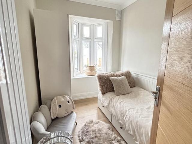 Room at Dawlish Drive, Greater London