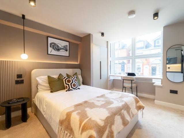 Room at Dawlish Road, Birmingham