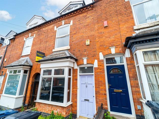 Room at Dawlish Road, Birmingham