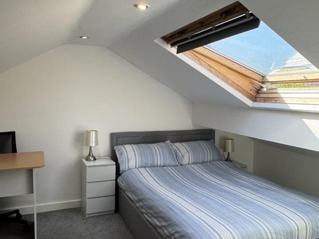 Room at Deane Church Lane, Bolton